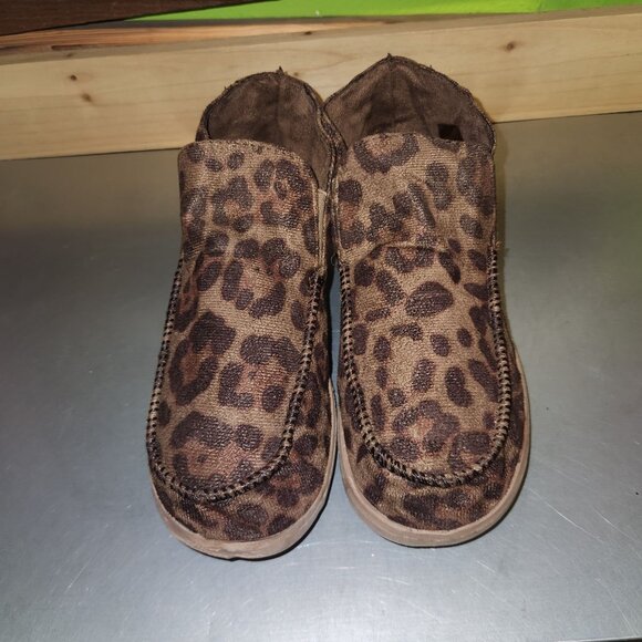 Outwoods | Shoes | Outwoods Womens Leopard Print Slipon Sneakers Size ...